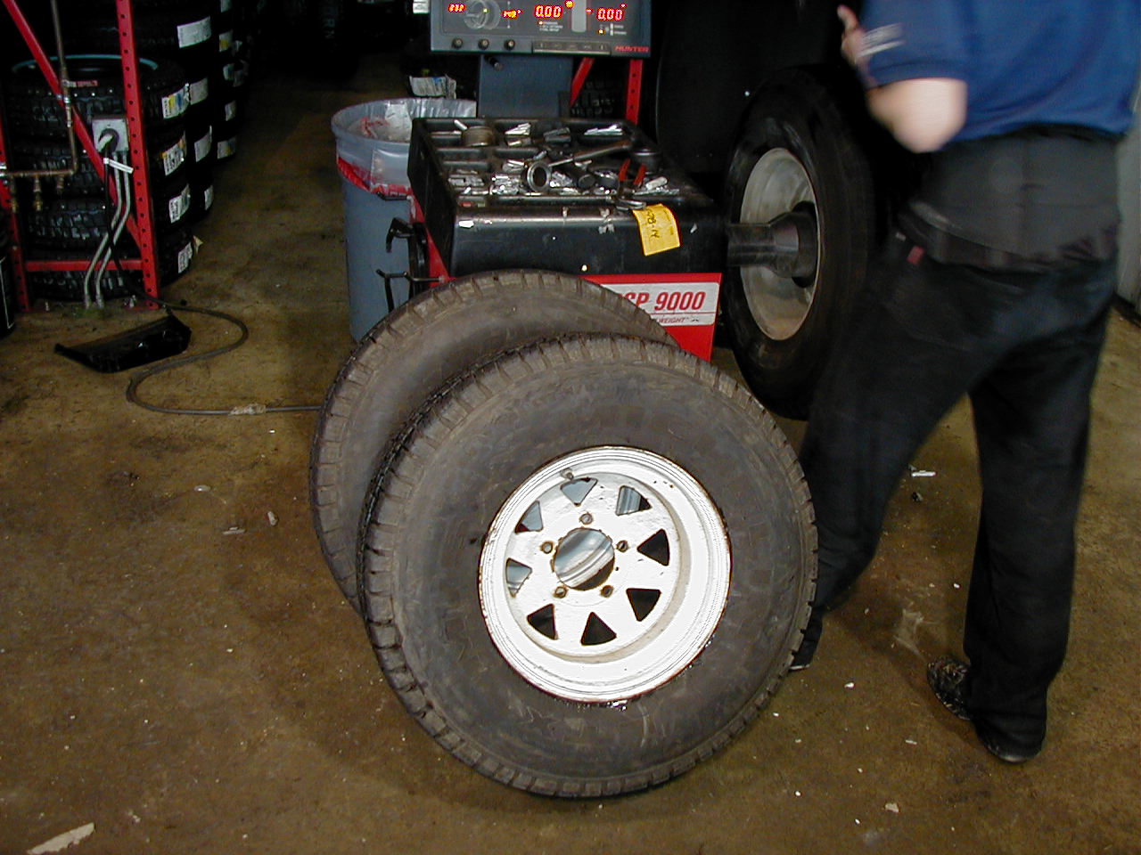 Index of /tech/FSJ-tires/